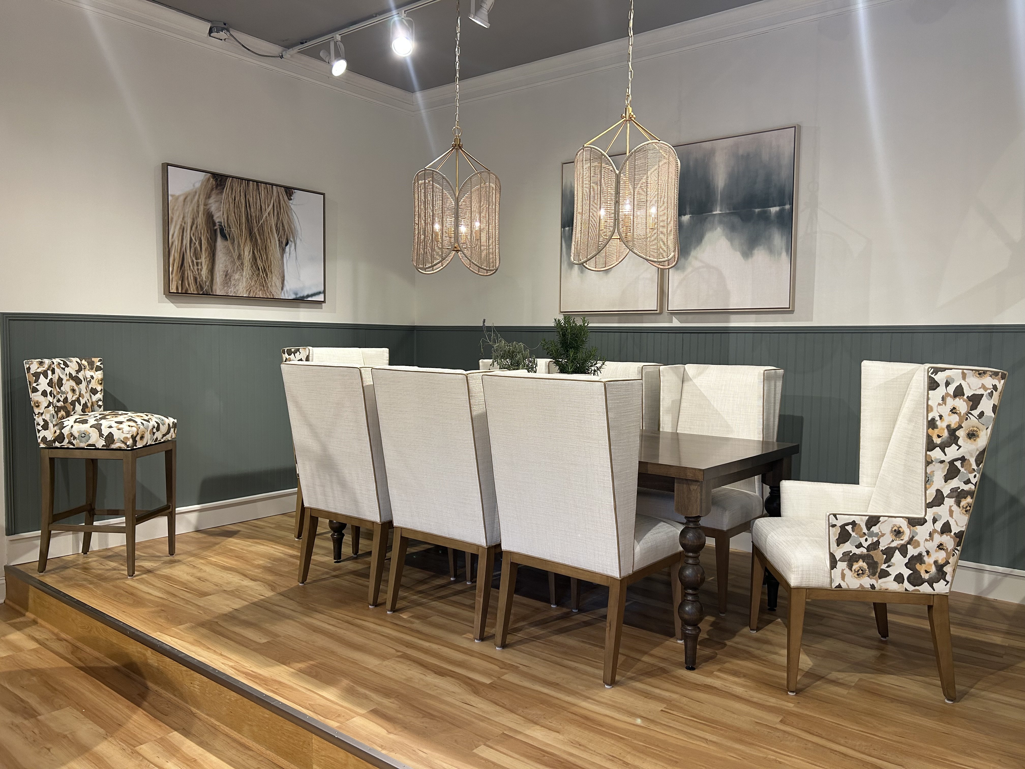 Carson Host Side Chair - Designmaster Furniture